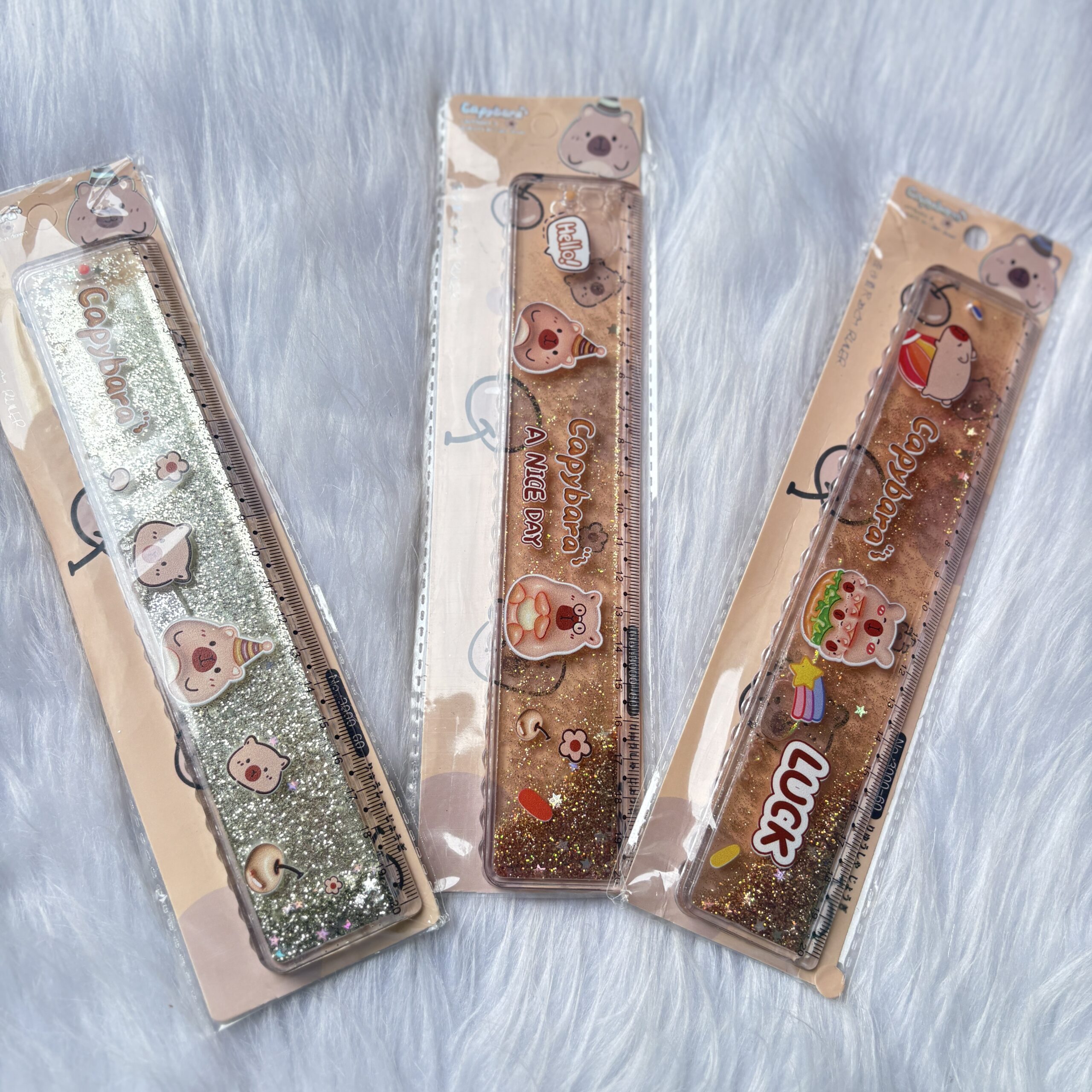 Capybara water glitter scale premium quality – LetsPropStore